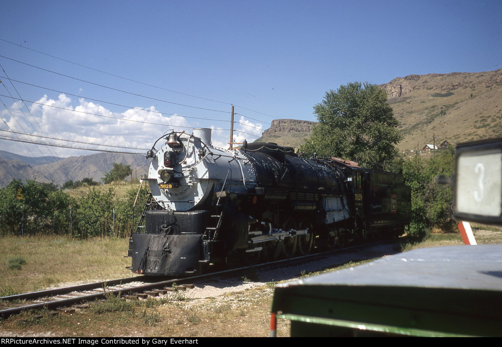 CBQ 4-8-4 #5629 - Chicago, Burlington & Quincy